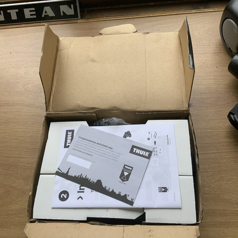 Thule 7106 Evo Foot Pack Flush Closed Rails 710600 - 4 Pack 91021896178 ...