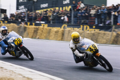 John Cowie Premier Yamaha leads Steve Manship Yamaha 1976 Motorcycle ...