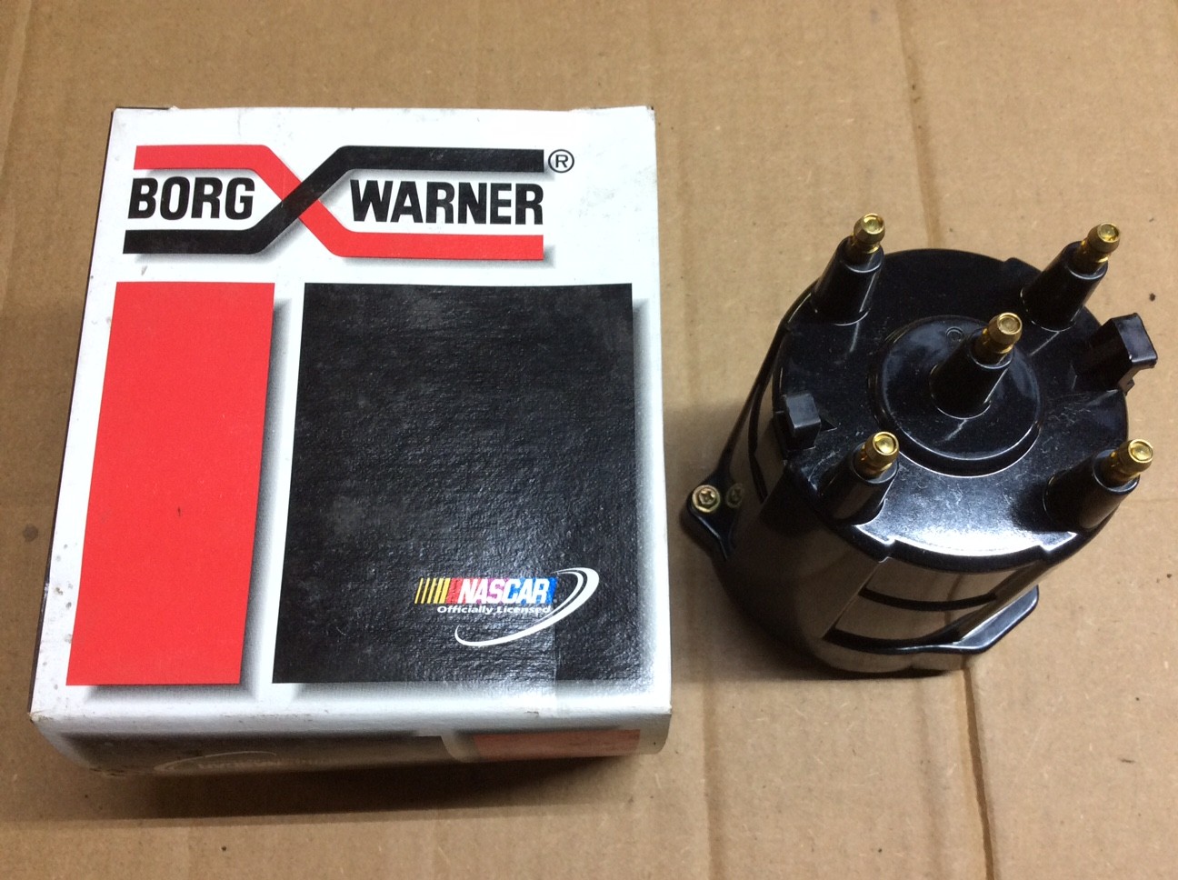 New Borg Warner Distributor Cap C221 | eBay