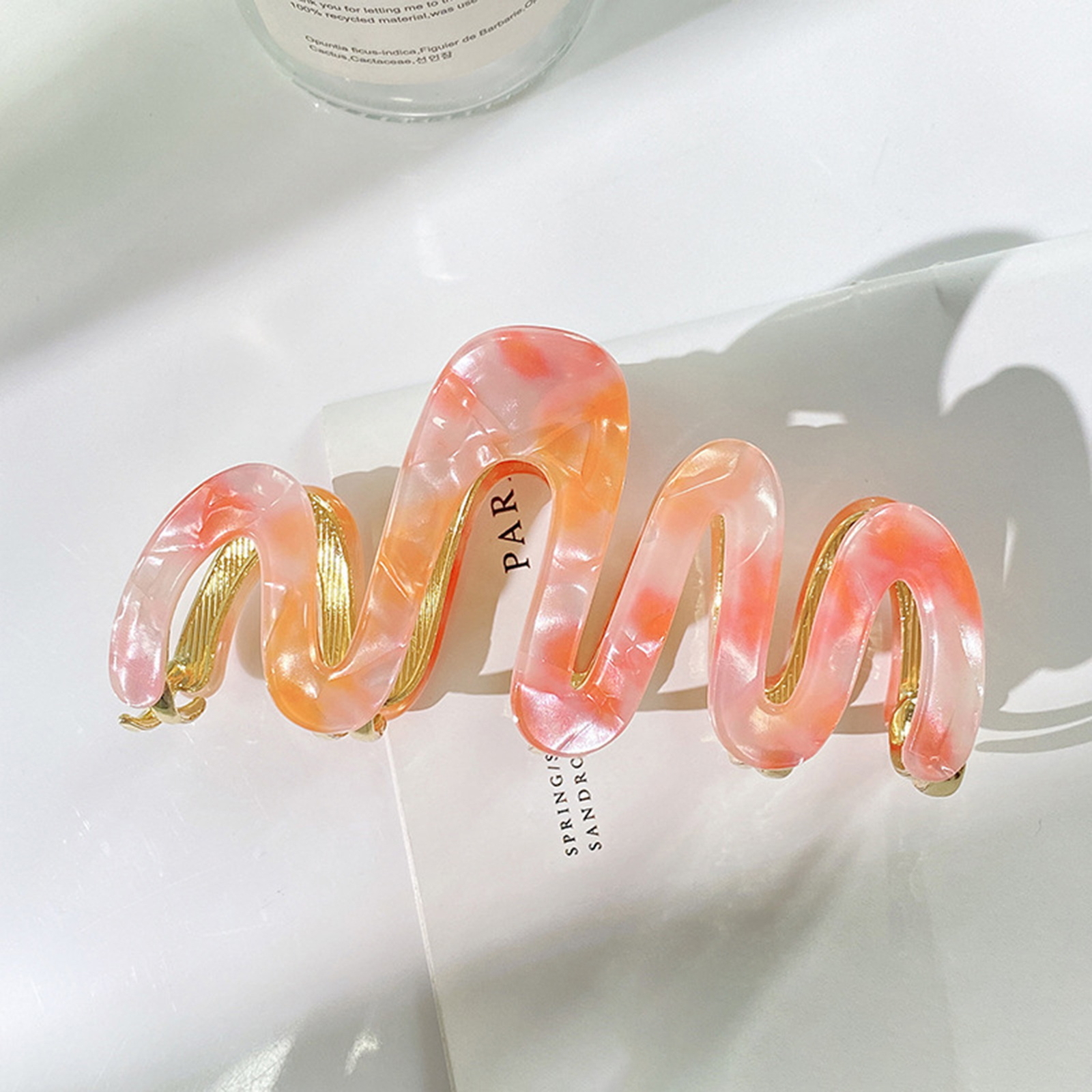 Thick Hair Claw Clip Strong Hold Wave Shape Gradient Color Anti-slip ...