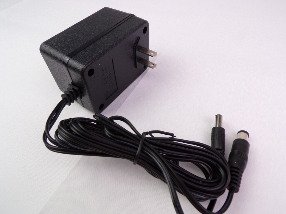 Nintendo NES 2 Controllers + AV Cable + AC Power Adapter Cord Bundle ...