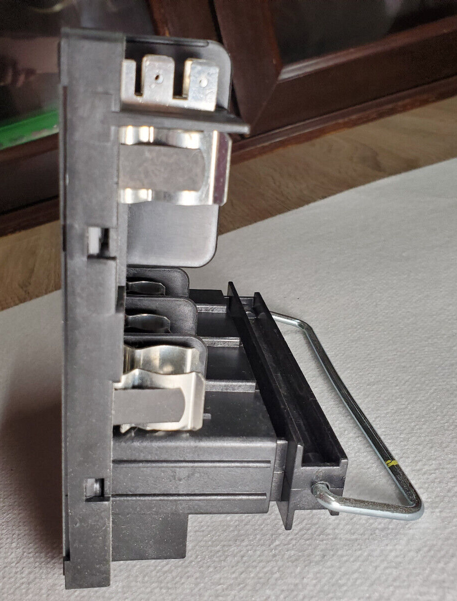 Part 15595-428FQR1CM BUSSMAN Fuse Disconnect Fuse Holder OPEN BOX for ...