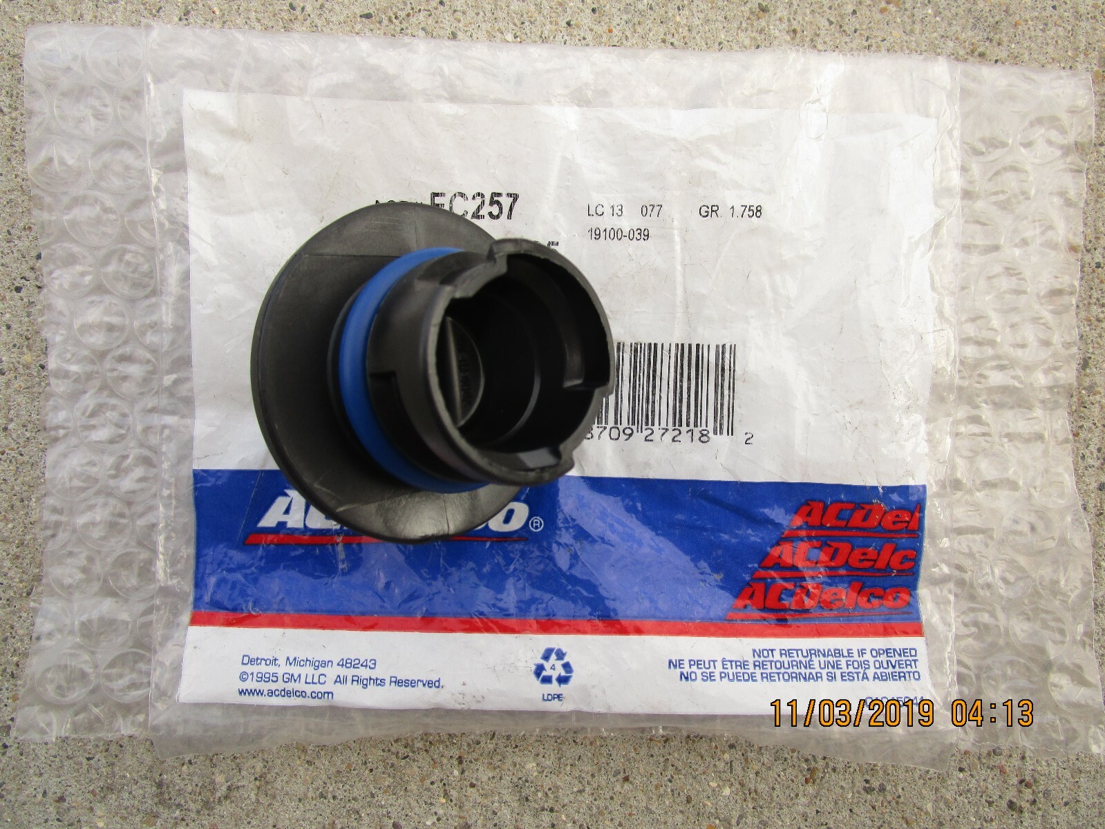 GMC CADILLAC CHEVY BUICK 12662195 ACDELCO FC257 ENGINE OIL FILLER FLUID ...