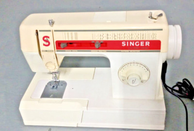 Vintage 1993 Singer 3343C sewing machine: pedal-DAMAGED bobbin holder ...