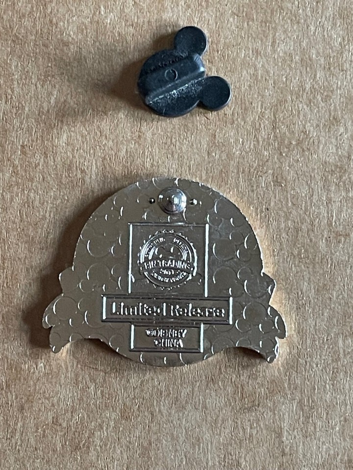 LIMITED EDITION DISNEY PIN - MONOCHROME DISNEY PARKS PIN TRADING ...