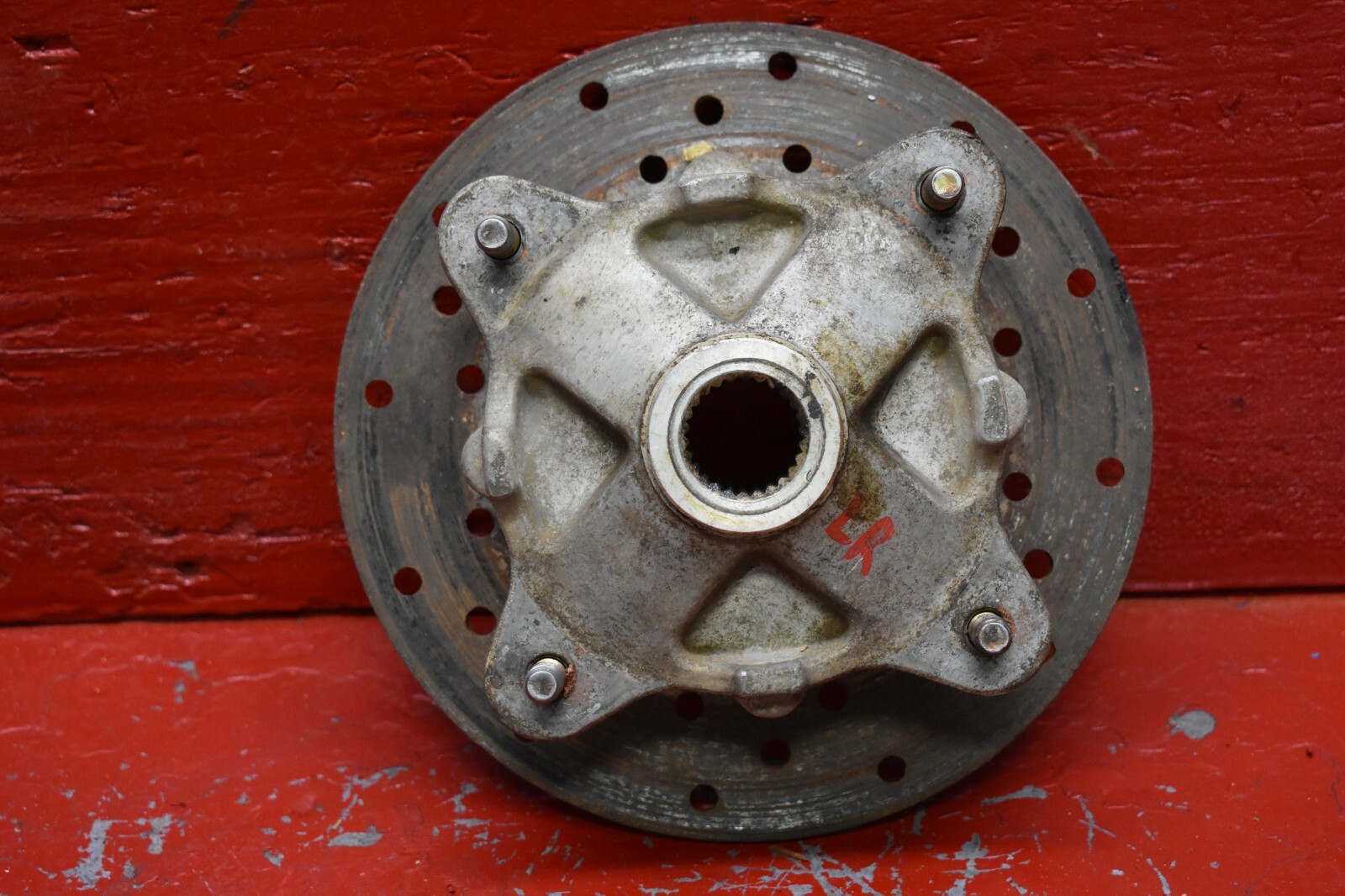 2008 Polaris Ranger 700 CREW Rear hub left right rear wheel hub & rotor ...