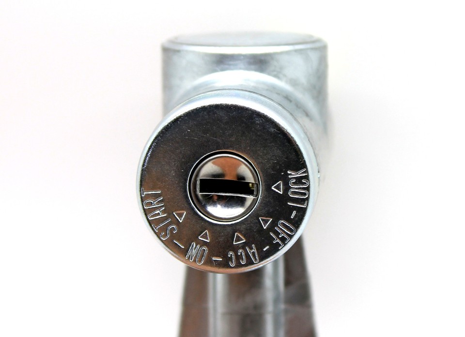 NEW Ignition Lock Cylinder Switch w/Keys / FOR 1979-1983 DATSUN 280ZX ...