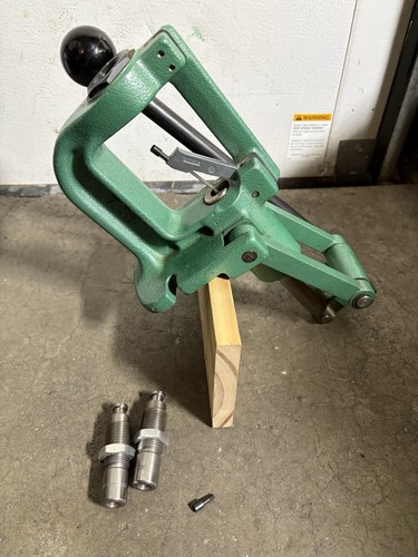 RCBS RC II Reloading Press-(09366) With Lee 309 And 311 Bullet Sizing ...