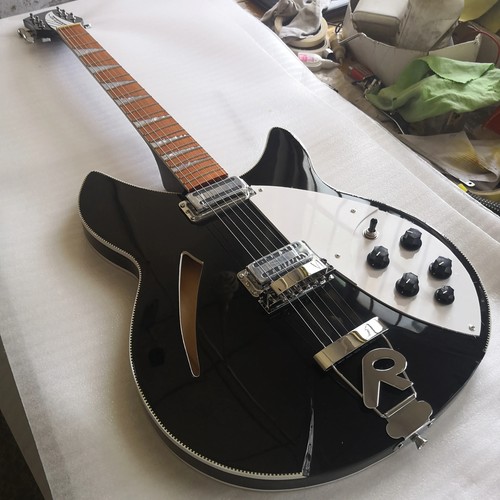 6 String Black Electric Guitar Semi Hollow Body, Triangle Fingerboard ...