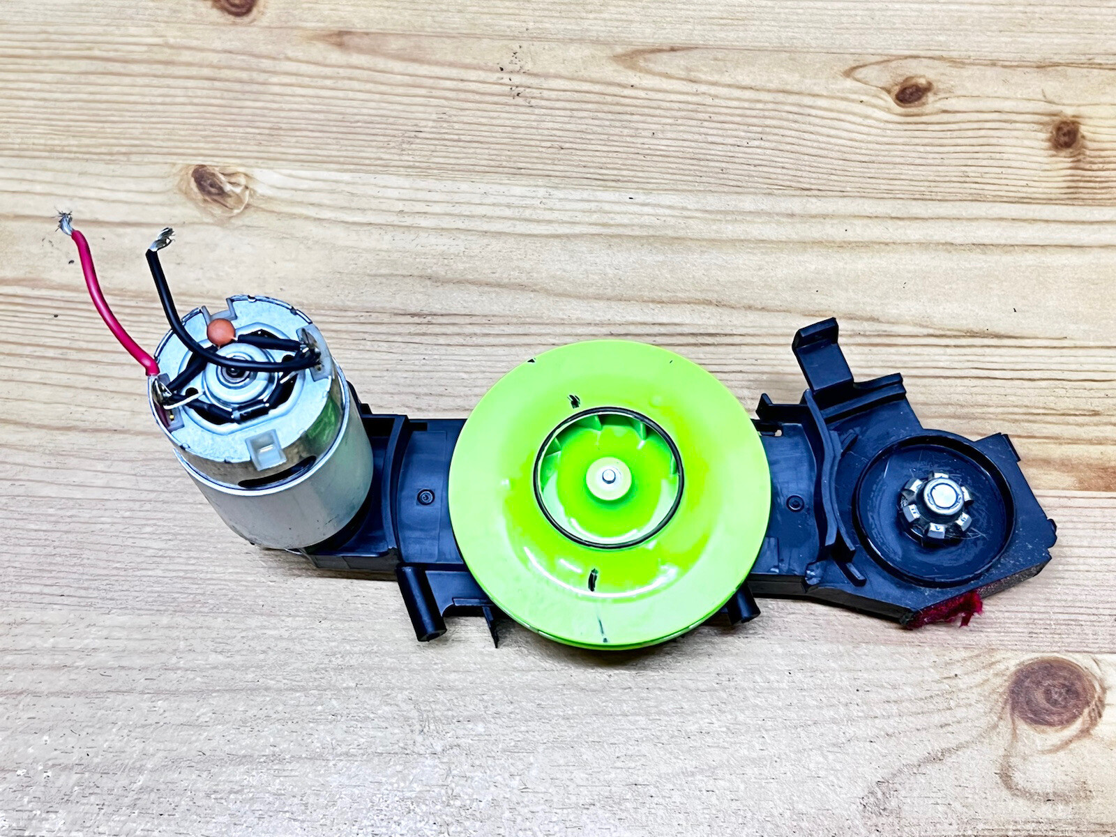 Genuine GTECH MK2 TYPE AR2 MODEL AR29 MOTOR AND WHEEL 100% TESTED AND ...
