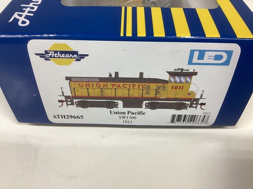 Athearn #29665 HO scale “Union Pacific” SW1500 DCC and Sound READY Rd ...