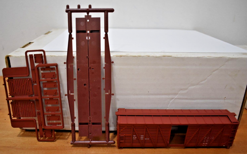 MKT 40' Wood Stock Car Kit Accurail 4705 HO Scale O22.14 | eBay