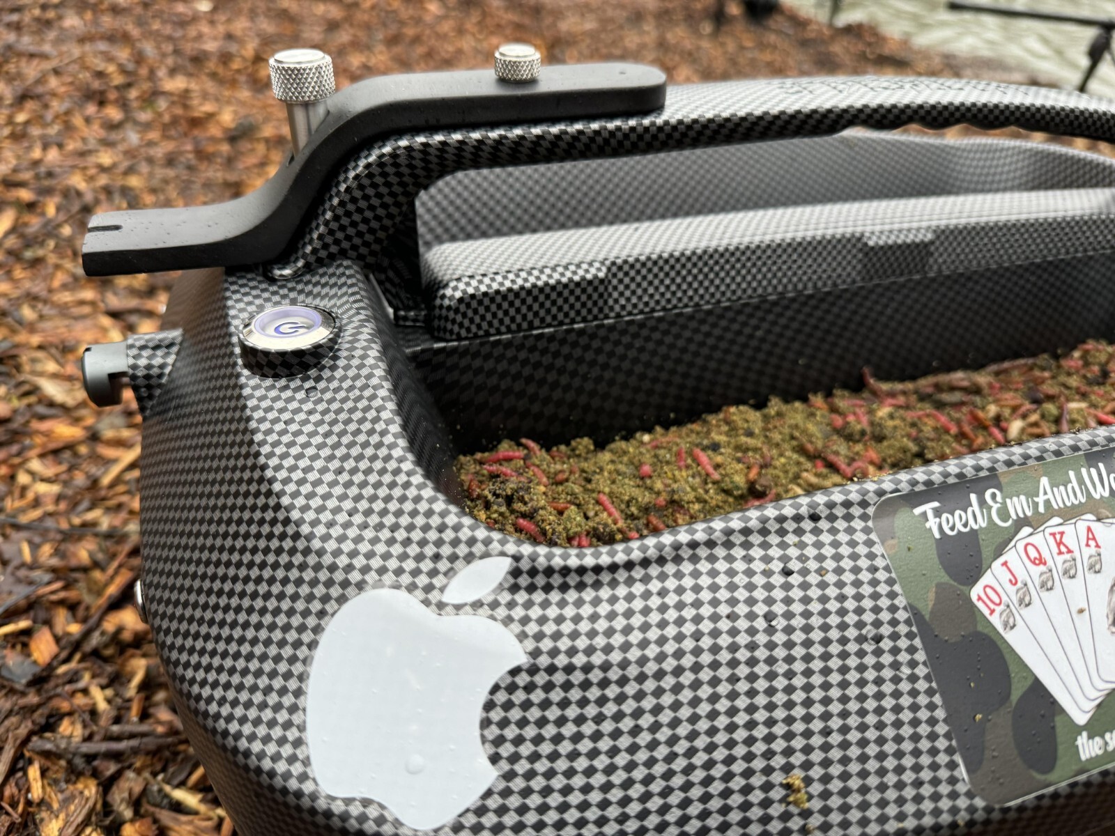 Deeper Mount for Nd2 Bait Boat | eBay UK