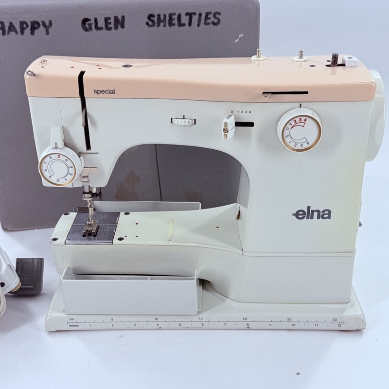 Vintage Elna Special Sewing Machine 31CF305526 with Hard Case ...