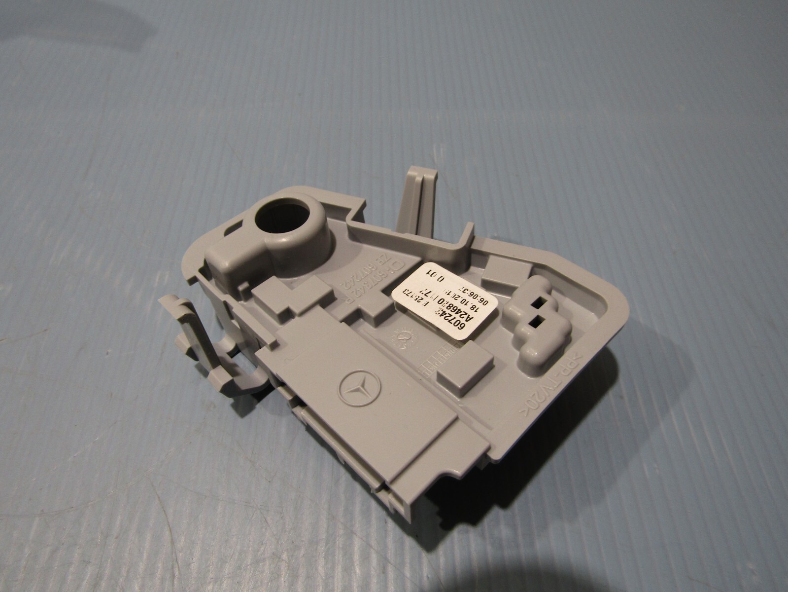 Mercedes B Class W246 Right Taillight Bulb Holder Genuine A2468201177 ...