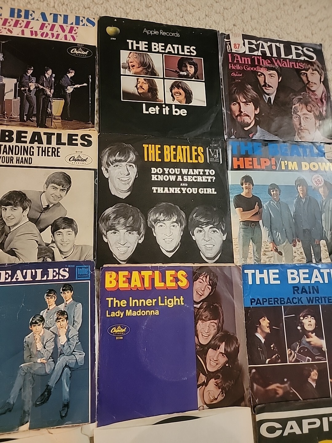 Beatles 45 rpm LOT of 32 Records Capitol VEEJAY SWAN TOLLIE Pic Sleeves ...