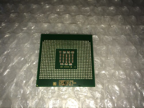 Processore Intel Xeon SL8P6 3.00GHz 800MHz FSB 2MB L2 Cache Socket ...