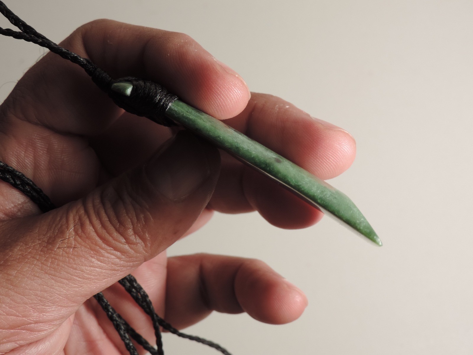 Spotty GREEN NZ INANGA JADE TOKI NZ Nephrite Jade Maori Pounamu ...