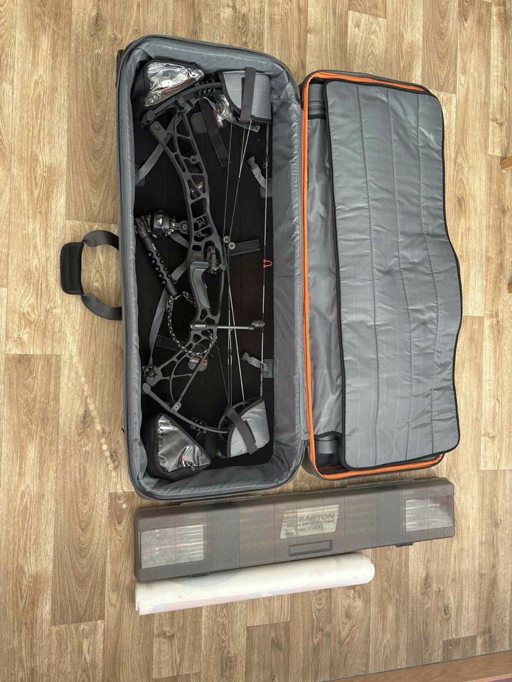 Hoyt Axius Ultra Archery Bow 60lbs | eBay UK