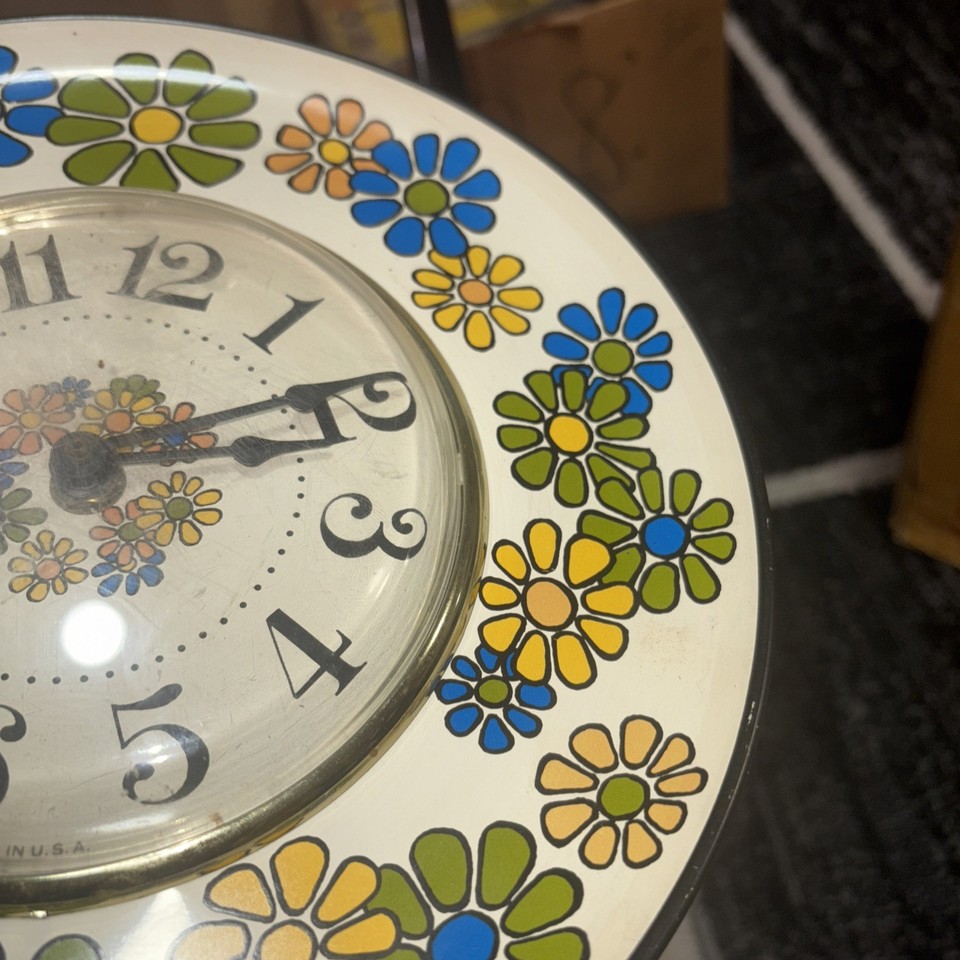 Spartus Metal Wall Clock Floral Green Orange Blue Yellow Vintage 60s ...