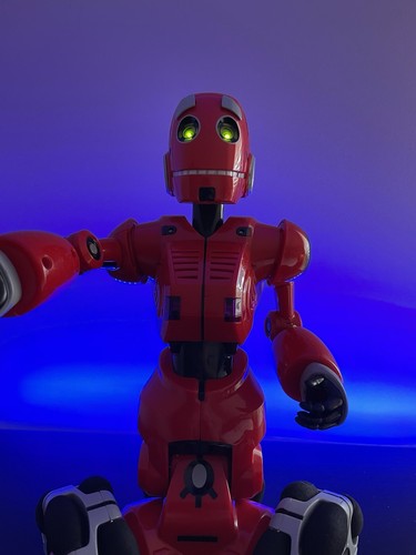 2007 WowWee Red Robot 25” W/remote Fun Cool Toy. | eBay