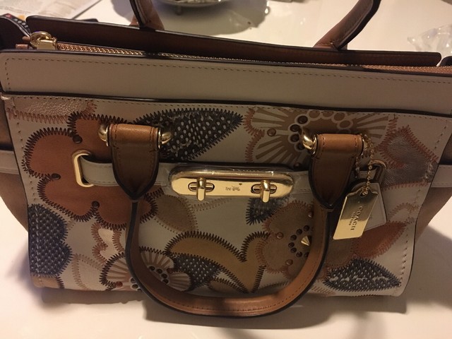 Coach Swagger 27 Women's Crossbody Medium Patchwork Tea Rose Handbag ...