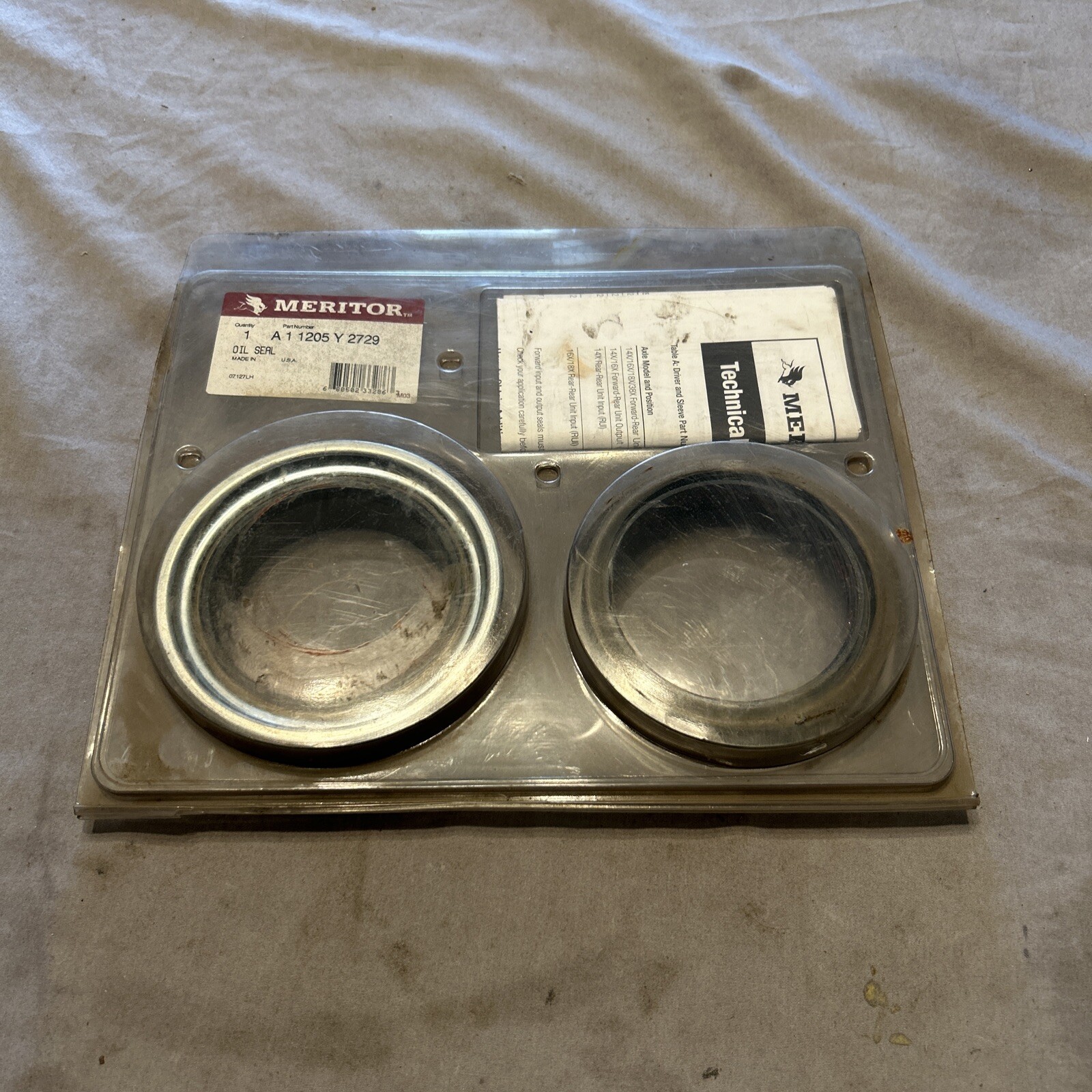 Meritor A11205Y2729 Drive Axle Oil Seal A1 1205 Y 2729 for sale online ...
