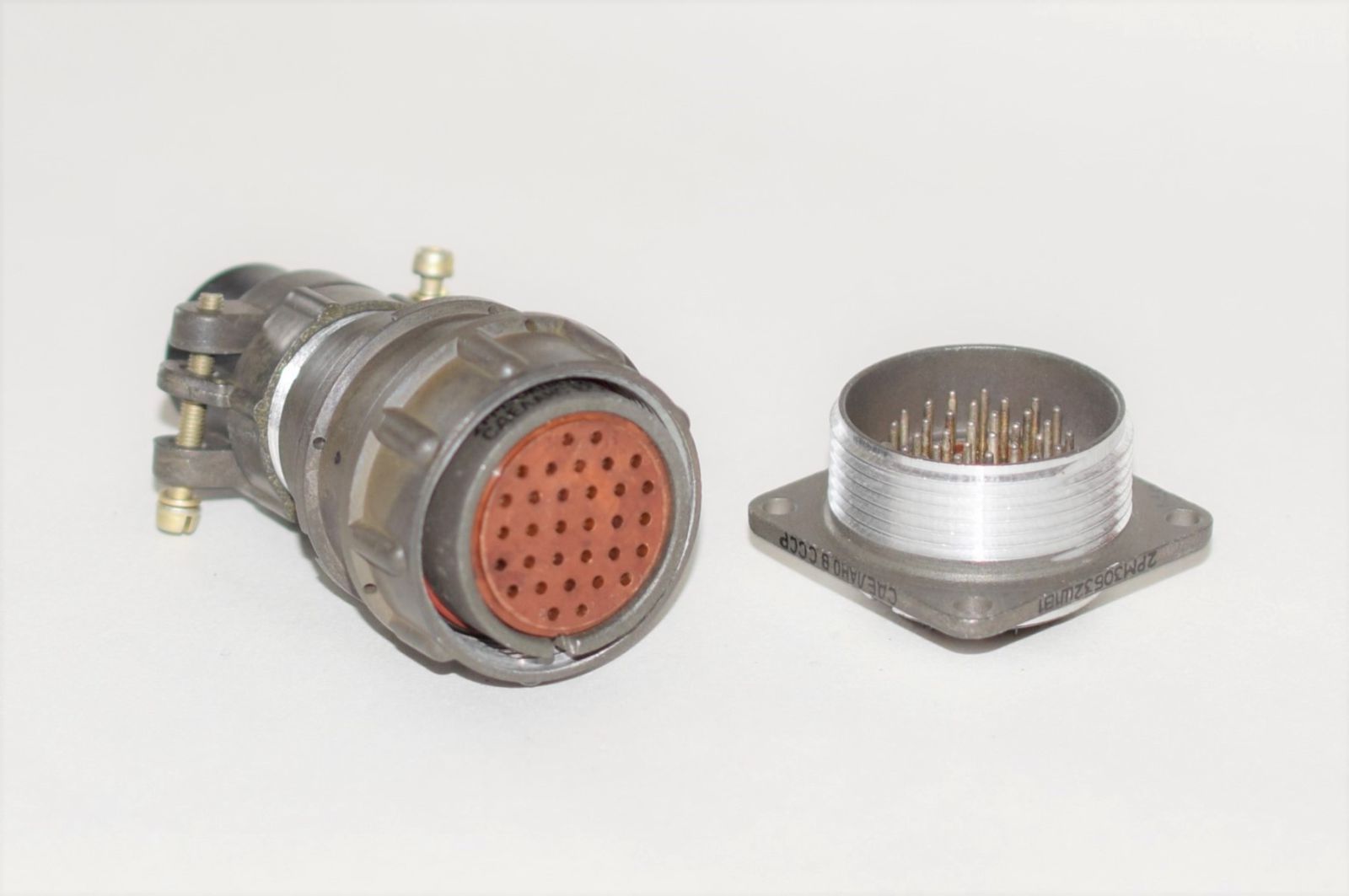 32 PIN LOT OF 1 CONNECTOR PANEL-CABLE 106A 560V AMPHENOL CANNON TYPE | eBay