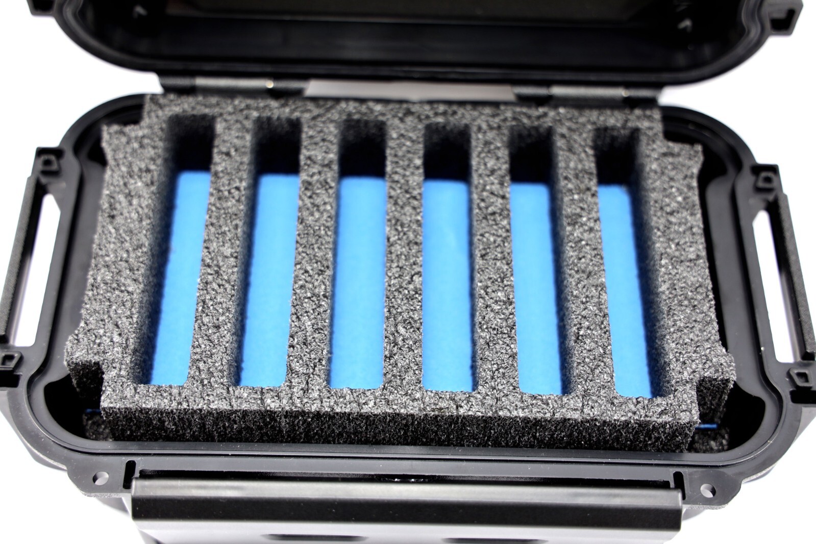 New Precut 13 knife Collectors foam kit fits your Pelican Ruck R60 case ...