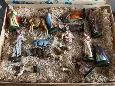 VINTAGE MAROLIN PAPER MACHE NATIVITY SET IN ORIGINAL BOX GERMANY | eBay