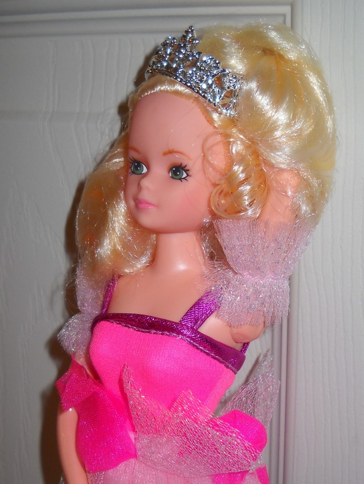 #6747 NEW DISPLAYED Vintage Creata Flower Princess Twirl N Turn ...