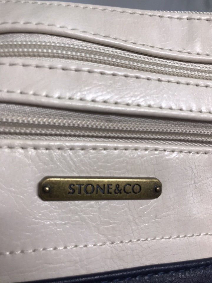 Stone & Co Crossbody or Wristlet w/Phone Charger 3 Outer Zippers Blue ...