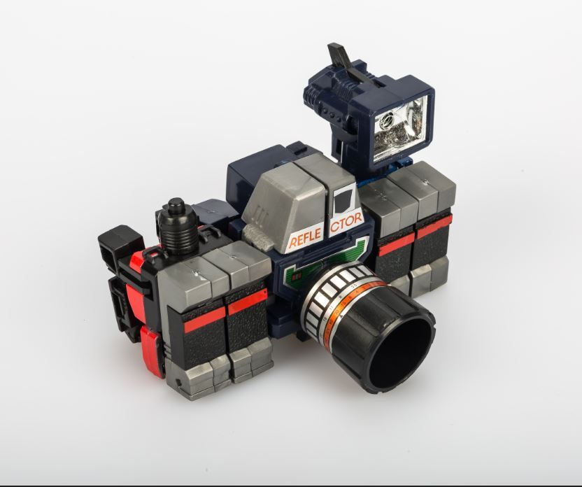 TRANSFORMERS G1 Reissue Reflector Camera White box MISB Free SpeedPAK ...