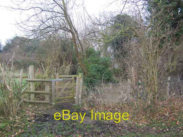 Photo 6x4 Old Kissing Gate on footpath Shorne Ridgeway Path enters ...