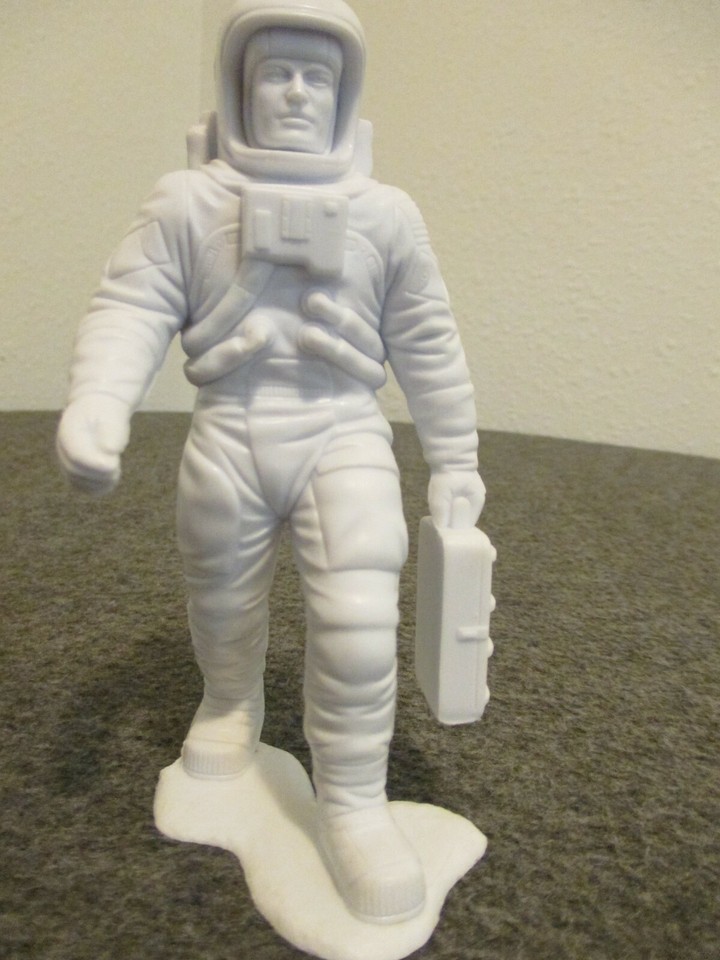1960s-70s LOT of 7 MARX 6" ASTRONAUT FIGURES (EXCELLENT OVERALL ...