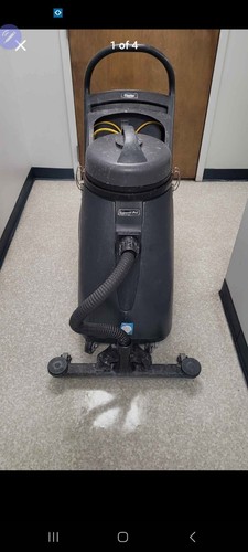 Clarke Summit Pro Wet Vacuum W/Front Squeegee | eBay