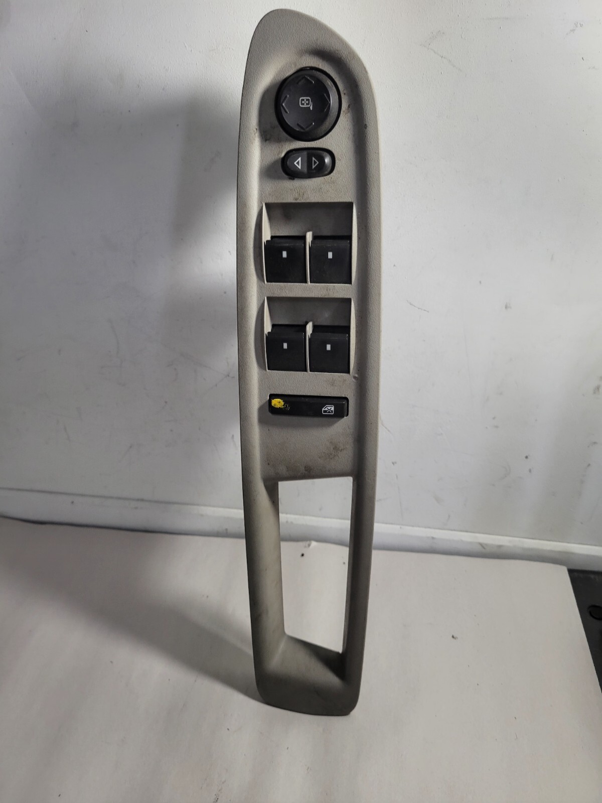 2009-2012 Chevrolet Traverse Master Window Switch LS 14 75 LH Beige ...
