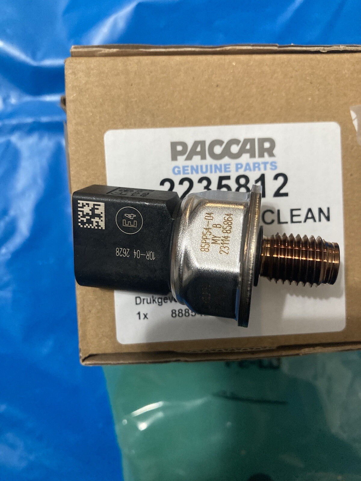 2235812 / 2235812PE GENUINE PACCAR PRESSURE SENSOR FUEL RAIL OEM - NEW ...