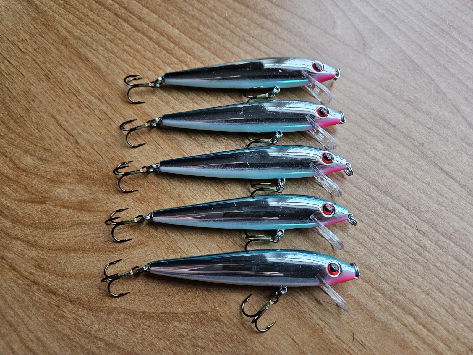 (5) Rebel 3.5" Floating Minnows, Lot of 5 Fishing Lures - Chrome Blue ...