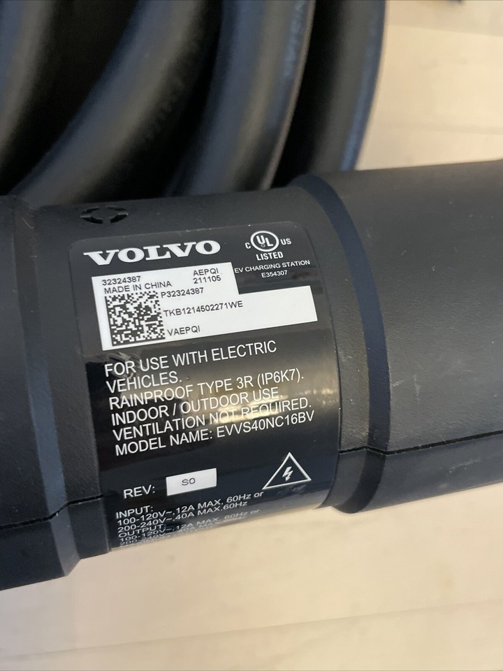 2023 2024 Volvo XC40 Recharge EV Charger OEM Electric Charging Cord ...