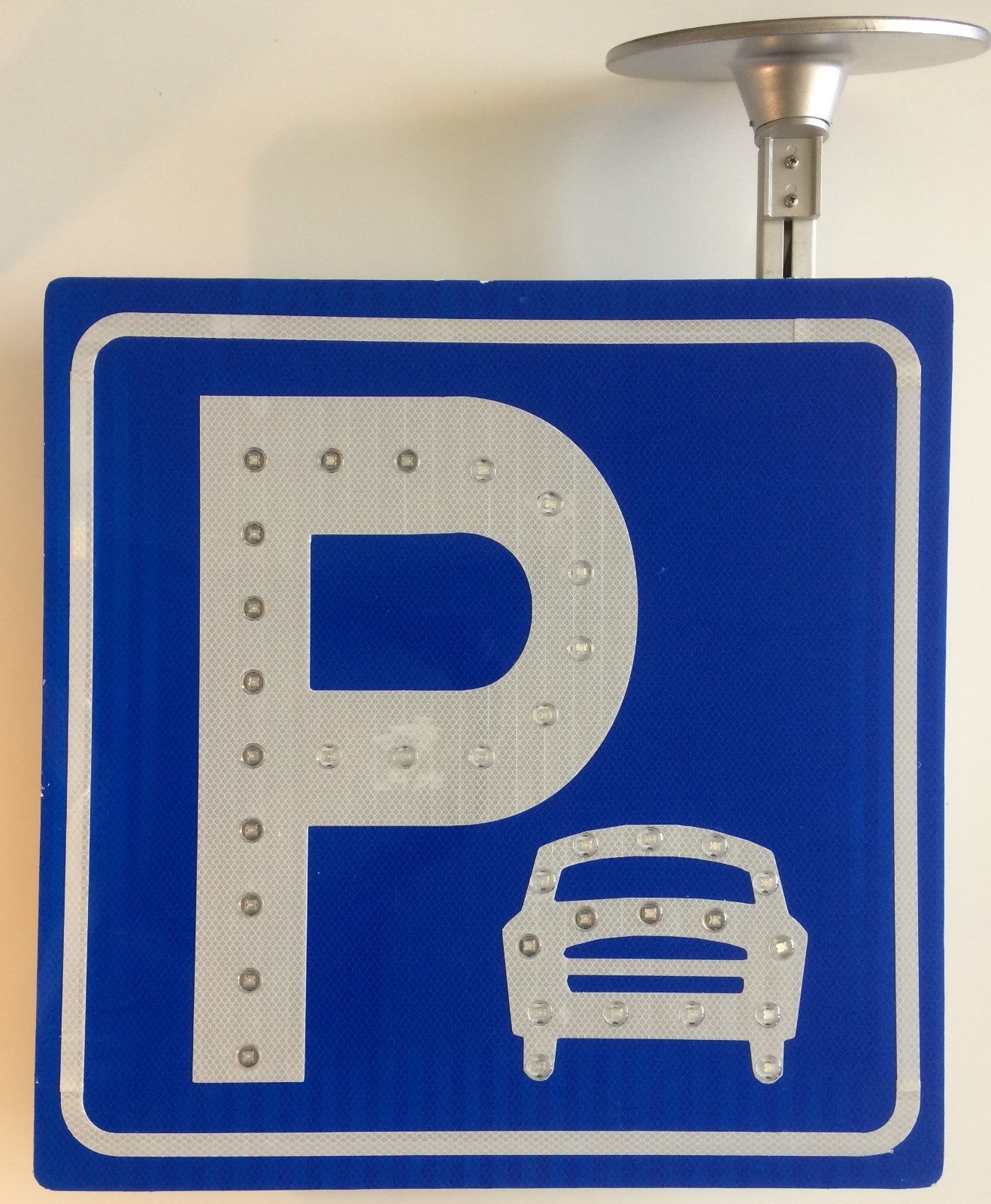 Flashing PARKING P road sign. LED PARKING P sign. 600mm | eBay Australia
