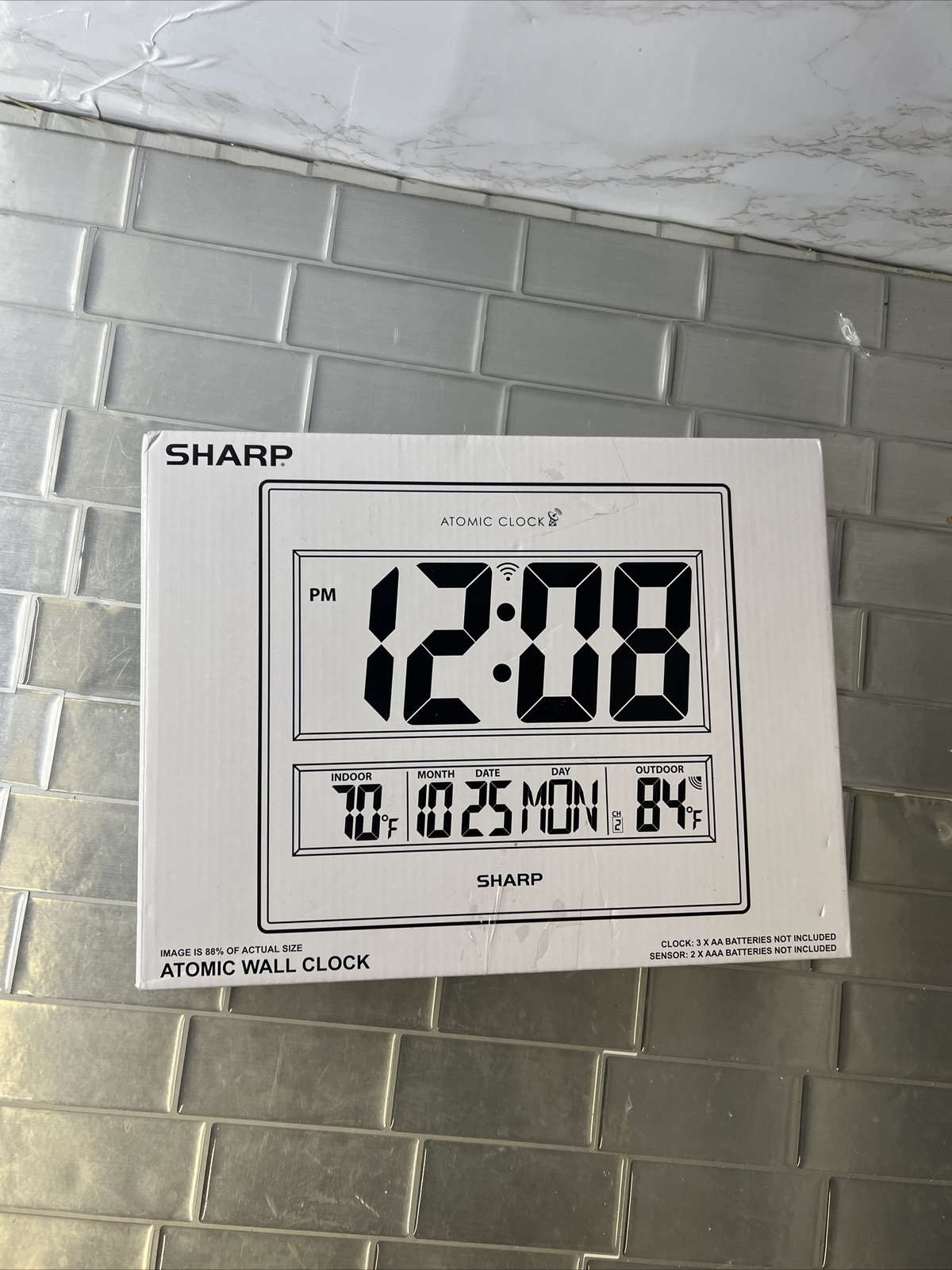 SHARP Atomic Clock - Never Needs Setting! - Jumbo 3" Easy to Read ...