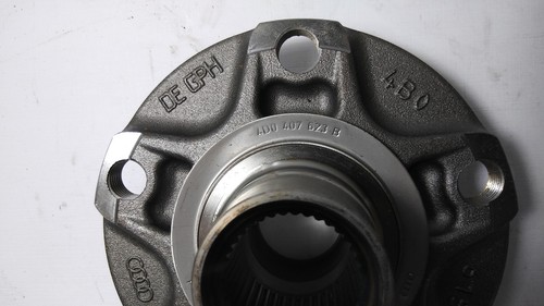 New Genuine VAG Audi Hub 4B0407613 B | eBay