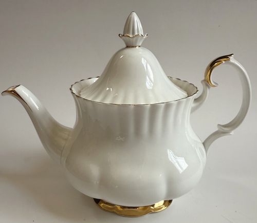 Royal Albert Val D'or English Bone China White & Gold Teapot with Lid ...