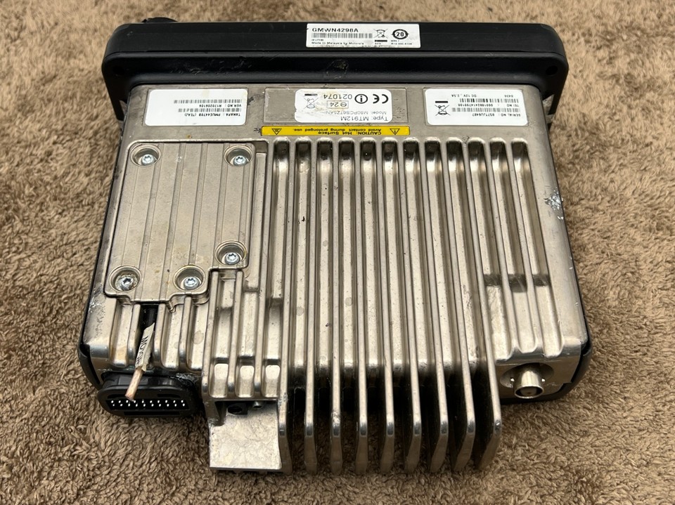 Motorola MTM800E Tetra Radio 380-430MHz MT912M M80PCS6TZ5AN | eBay