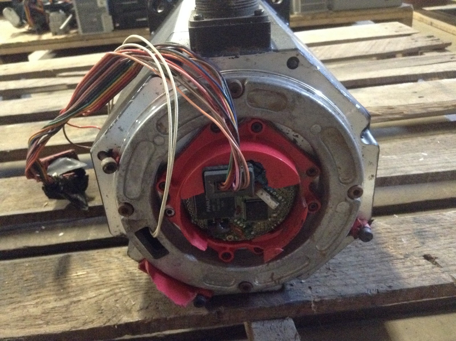 Fanuc aM30/3000 A06B-0166-B675#S016 2000 RPM 3.8 kW Motor A06B-0166 ...