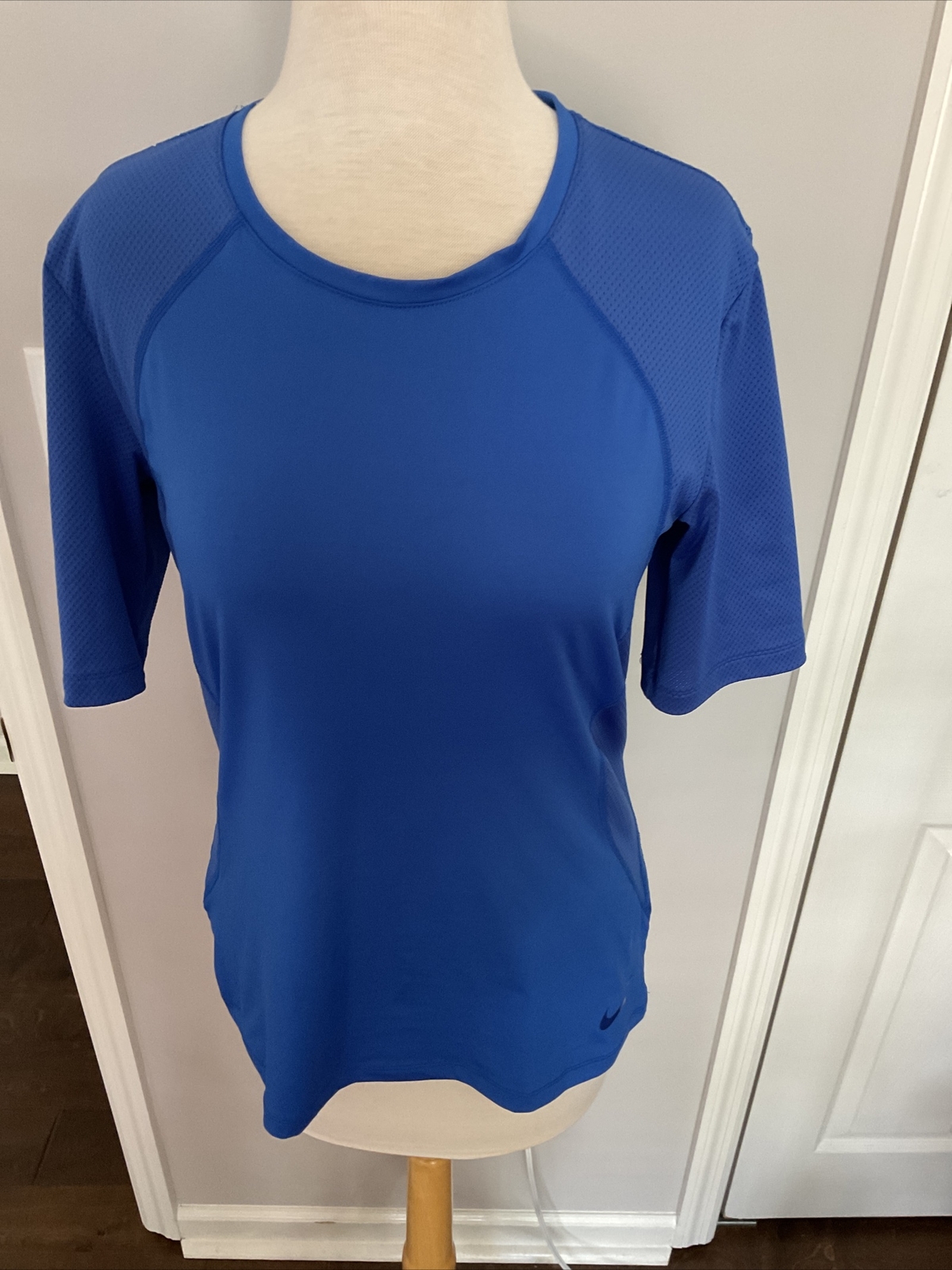 Nike Pro Hyper Cool Blue Athletic Shirt Women's Size Large | eBay