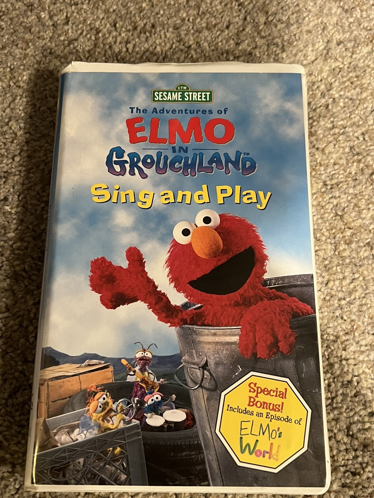 Sesame Street: The Adventures of Elmo in Grouchland Sing and Play 1999 ...