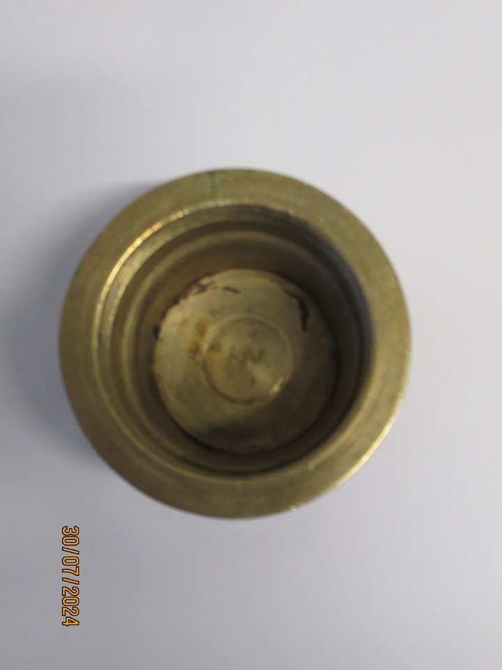 Arrol Johnston (New Arrol Johnstone)Original threaded screw on hub cap ...