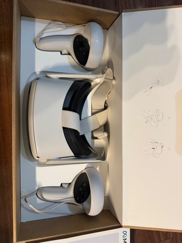 Oculus Quest 2 gently used ready for that perfect Christmas gift | eBay